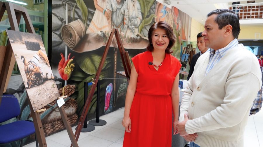 Gobierno de Texmelucan y UTH inauguran exposición artística
